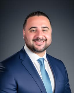 AIHeadshotMasters: Transform Your Look with Professional Headshots in ...